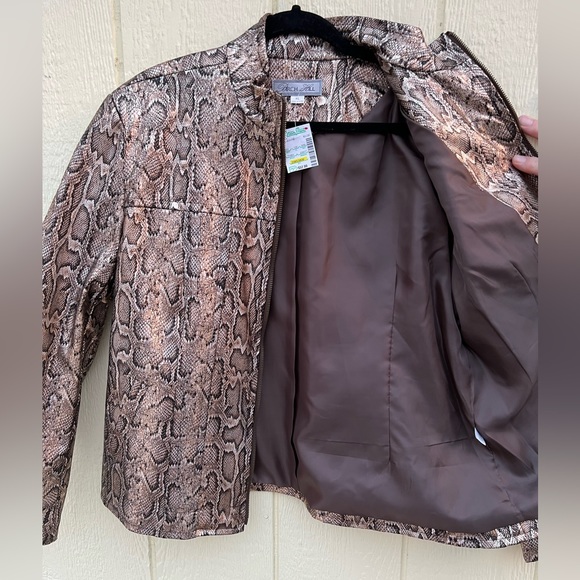 Birch Hill | Jackets & Coats | Show Stopper Nwt Beautiful Metallic Gold ...